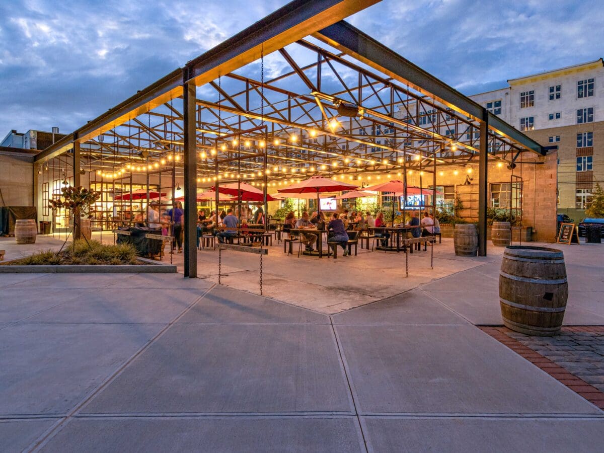 300 S. Tryon Outdoor Terrace Garden | V3 Companies